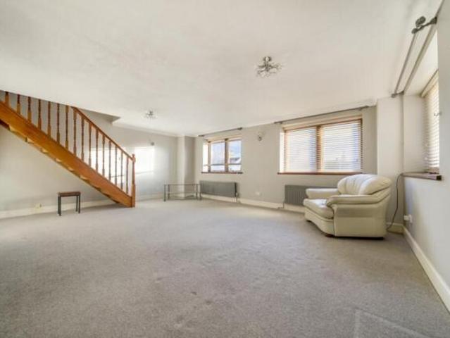 For Rent 3 Bedroom Apartment London London DS100695955