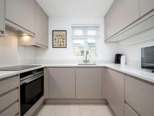 For Rent 3 Bedroom Apartment London London DS101587747