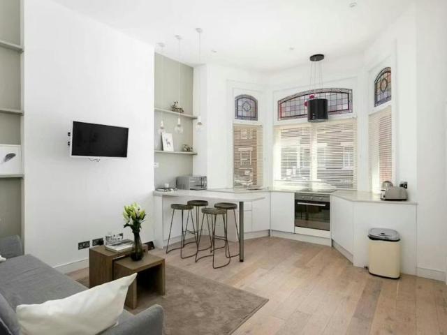 For Rent 3 Bedroom Apartment London London DS101588002