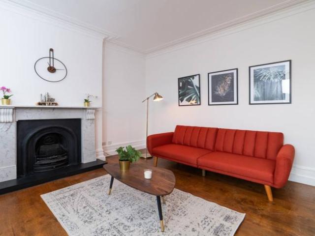 For Rent 3 Bedroom Apartment London London DS101837781