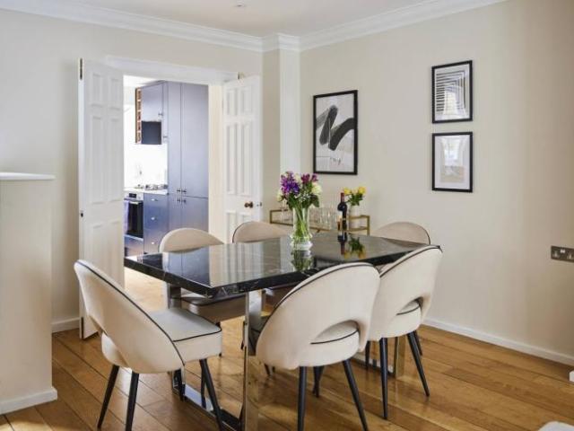 For Rent 3 Bedroom Apartment London London DS101849083