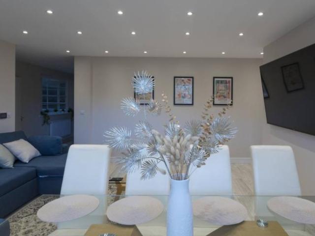 For Rent 3 Bedroom Apartment London London DS101853158