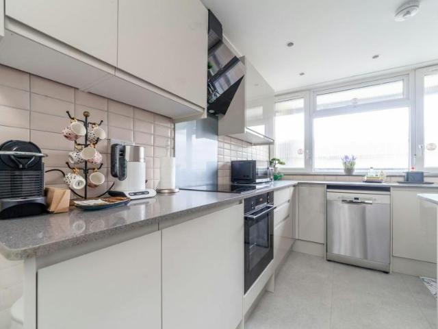 For Rent 3 Bedroom Apartment London London DS101305599