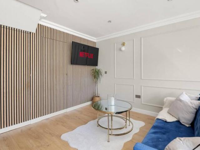 For Rent 3 Bedroom Apartment London London DS101372390
