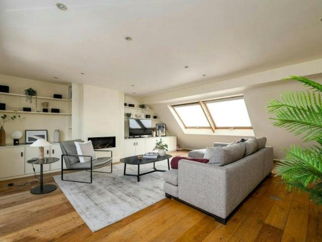 For Rent 3 Bedroom Apartment London London DS102579624