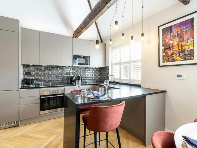 For Rent 3 Bedroom Apartment London London DS102716845