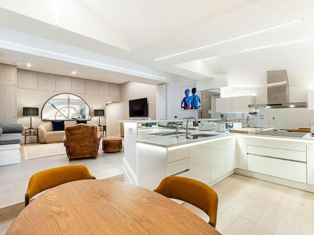 For Rent 3 Bedroom Apartment London London DS102114536