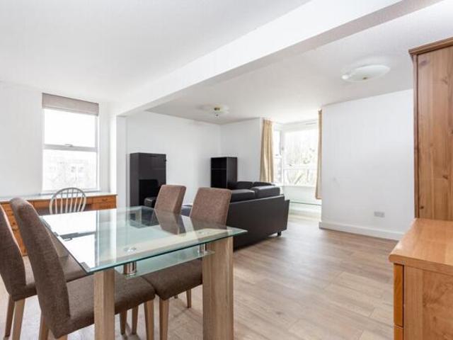 For Rent 3 Bedroom Apartment Londres London DLS101191108