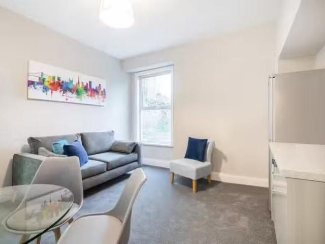 Rental! 3 bedroom flat for rent in G, BS2
