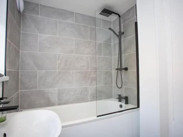 For Rent 3 Bedroom House 80 John St 80 John St DS99385607