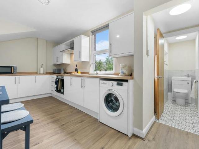 For Rent 3 Bedroom House Coventry Coventry DS87910482