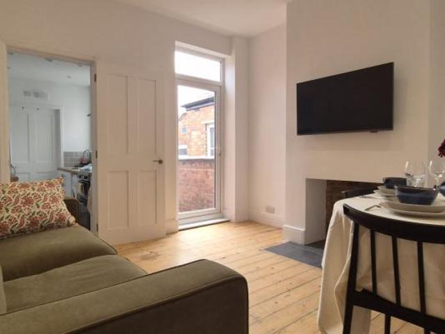 For Rent 3 Bedroom House Coventry Coventry DS90737627