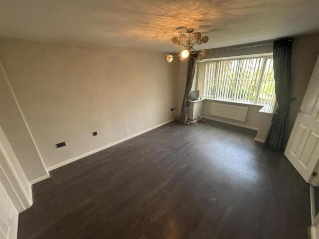 For Rent 3 Bedroom House Coventry West Midlands DLS101878722