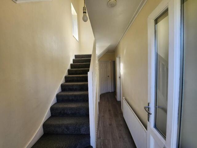For Rent 3 Bedroom House Barking Essex London DLS101973191