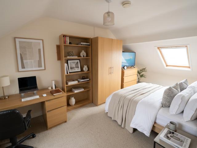 For Rent 3 Bedroom House Beeston East Midlands DLS102468827