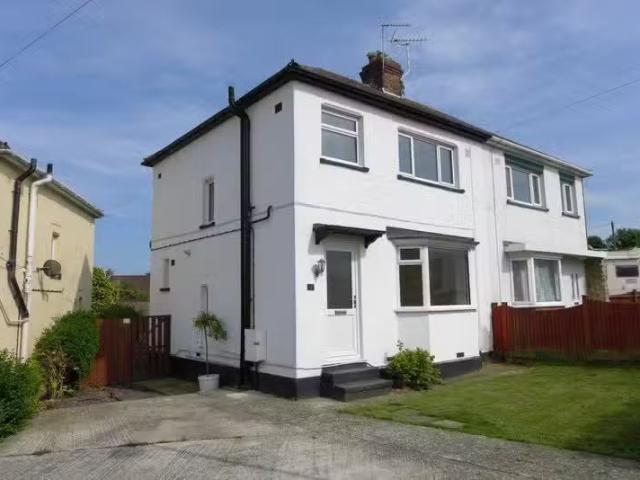 Just in! 3 bedroom house for rent in 137 Forelands Square, Dea.