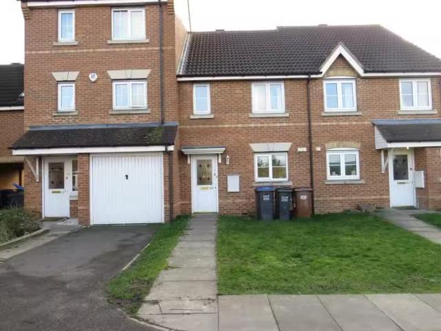 For Rent! 3 bedroom house for rent in Campion Road, HATFIELD.
