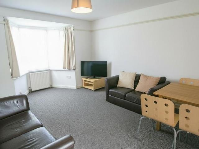 For Rent 3 Bedroom House Harborne West Midlands DS99367353