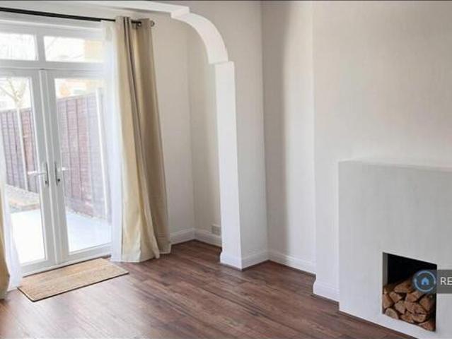 For Rent 3 Bedroom House London London DLS100389029