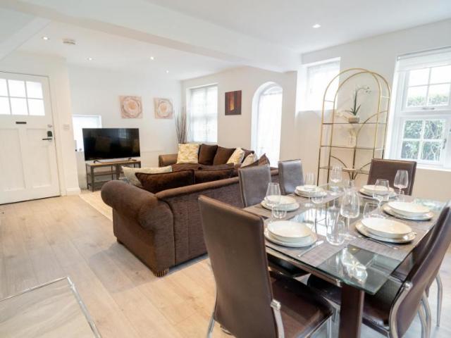 For Rent 3 Bedroom House London London DS101190092