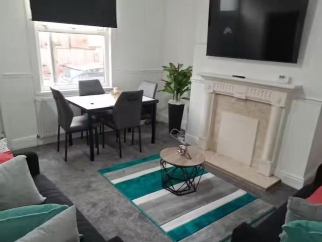 For Rent 3 Bedroom House Leeds Leeds DS103093481