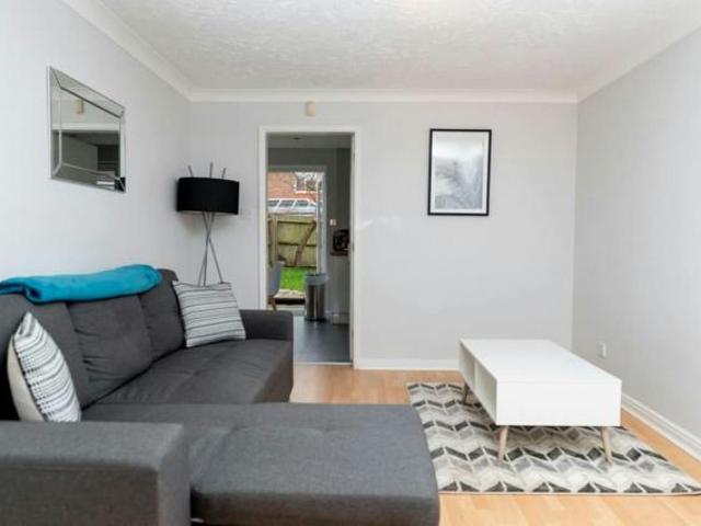For Rent 3 Bedroom House Solihull Solihull DS84459459