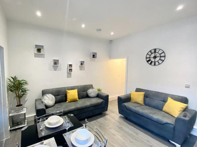 For Rent 3 Bedroom House Stoke on Trent Stoke on Trent DLS67147454