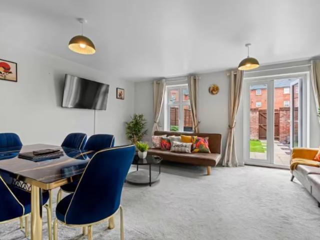 For Rent 3 Bedroom House Swindon Swindon DS96345843