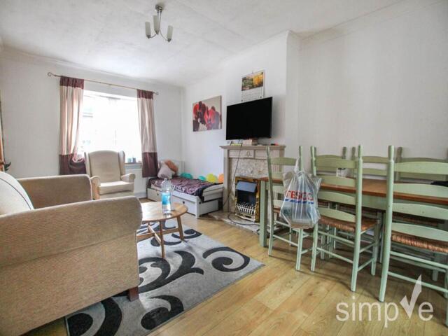 For Rent 3 Bedroom House West Drayton Great London DLS101633279
