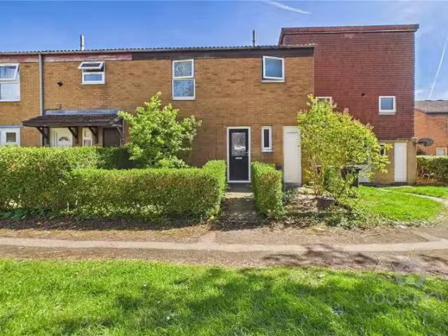 Cozy 3 bedroom Mid Terrace House to rent, Bellropes Square, No.