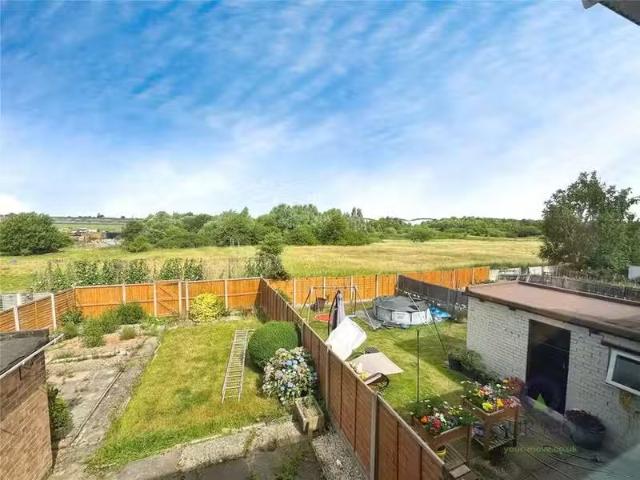 Rental! 3 bedroom Semi Detached House to rent, Hughes Road, We.