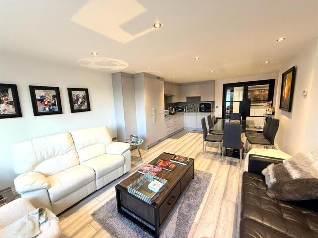 For Rent 3 Bedroom Shared Living/roommate Mill Hill Great London DLS99999701