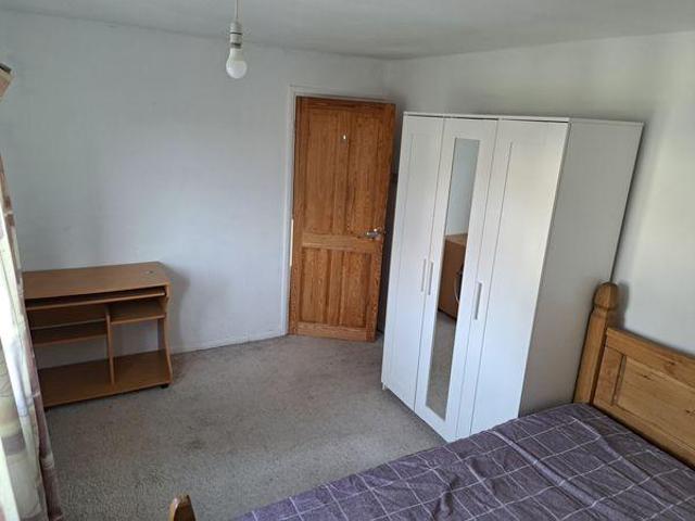 For Rent 3 Bedroom Shared Living/roommate Arnold England DS97421288