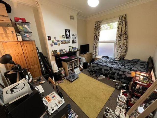 For Rent 3 Bedroom Shared Living/roommate Headingley England DLS90981786
