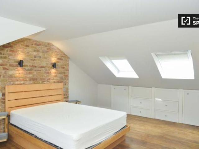 For Rent 3 Bedroom Shared Living/roommate London London DLS101815358