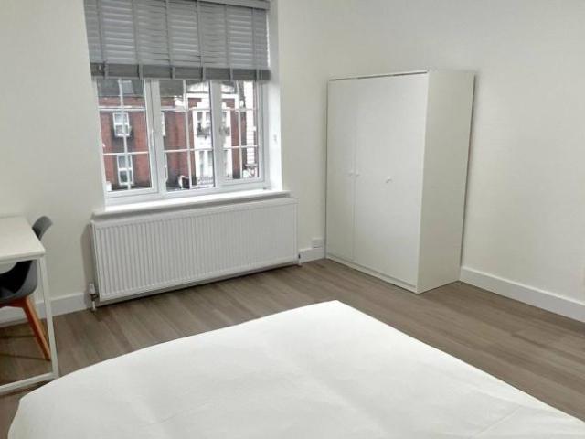For Rent 3 Bedroom Shared Living/roommate London London DLS102918338