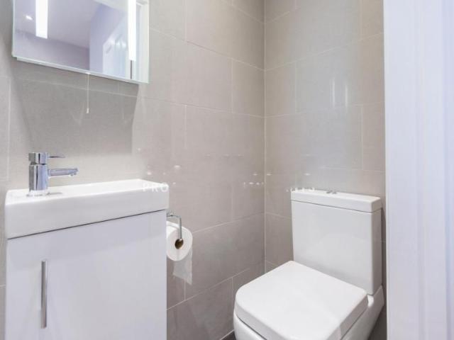 For Rent 3 Bedroom Shared Living/roommate London London DLS90560596
