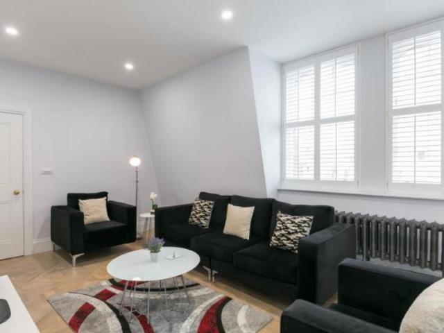 For Rent 3 Bedroom Shared Living/roommate London London DLS90561361