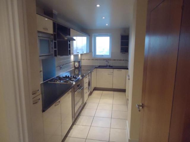 For Rent 3 Bedroom Shared Living/roommate London London DLS90562987