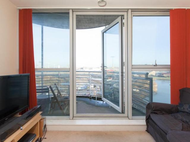 For Rent 3 Bedroom Shared Living/roommate London London DLS90563285