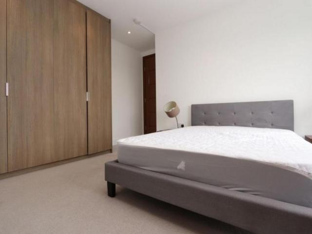For Rent 3 Bedroom Shared Living/roommate London London DS90559993
