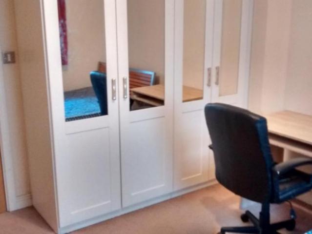For Rent 3 Bedroom Shared Living/roommate London London DS90562851