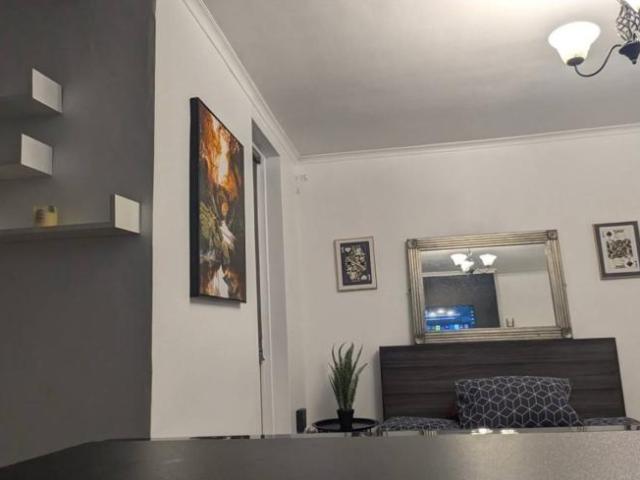 For Rent 3 Bedroom Shared Living/roommate London London DS95626622
