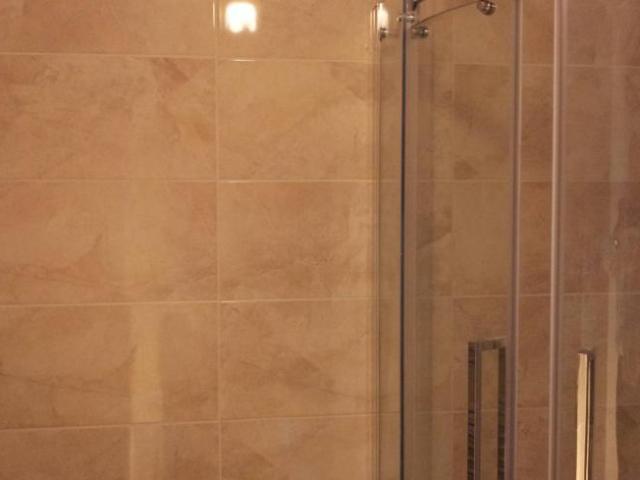 For Rent 3 Bedroom Shared Living/roommate London London DS101838737