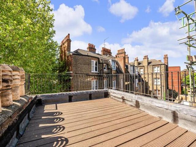 For Rent 3 Bedroom Shared Living/roommate London London DS102045770