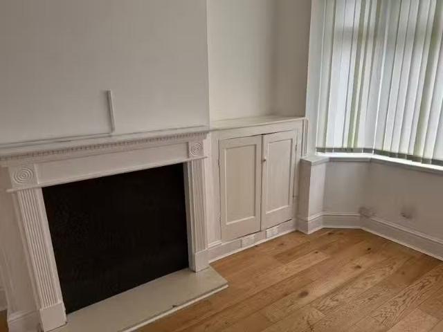 Rental! 3 bedroom terraced house for rent in Hargate Lane, Wes.