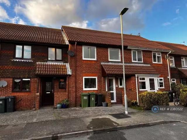 Cozy 3 bedroom terraced house for rent in The Vineries, Eastbo.