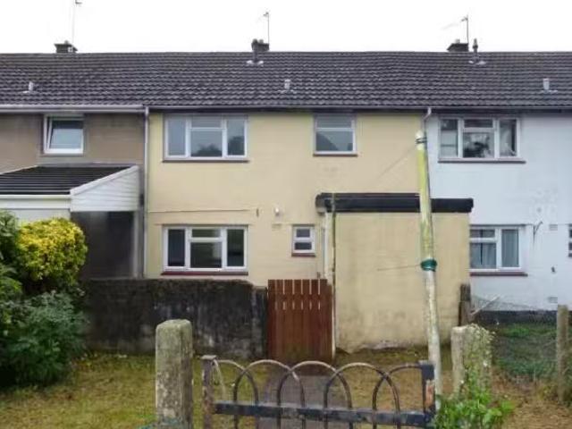 Unique 3 bedroom terraced house for rent in Vicarage Court, Po.