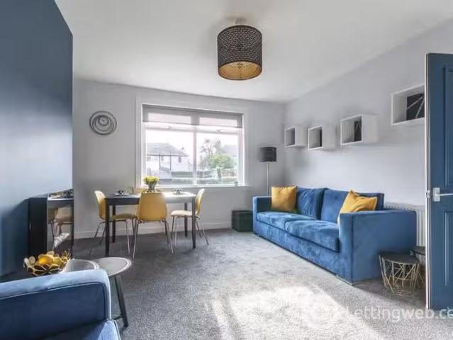Unique 3 BR Property to rent in Calder Road, Edinburgh, EH11