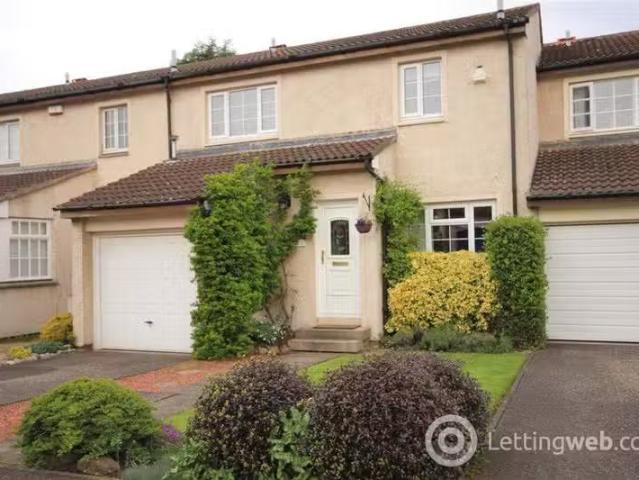 Charming 3 BR Property to rent in Braehead Drive, Barnton, Edi.